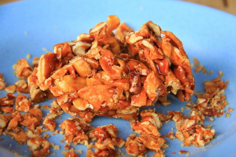 Peanut Shake, Typical Souvenirs of Manado, North Sulawesi