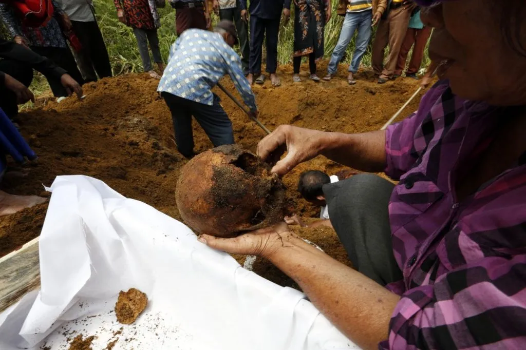 Cerita Rakyat Papua : Empat Raja, Asal-Usul Nama Raja Ampat - Hello ...