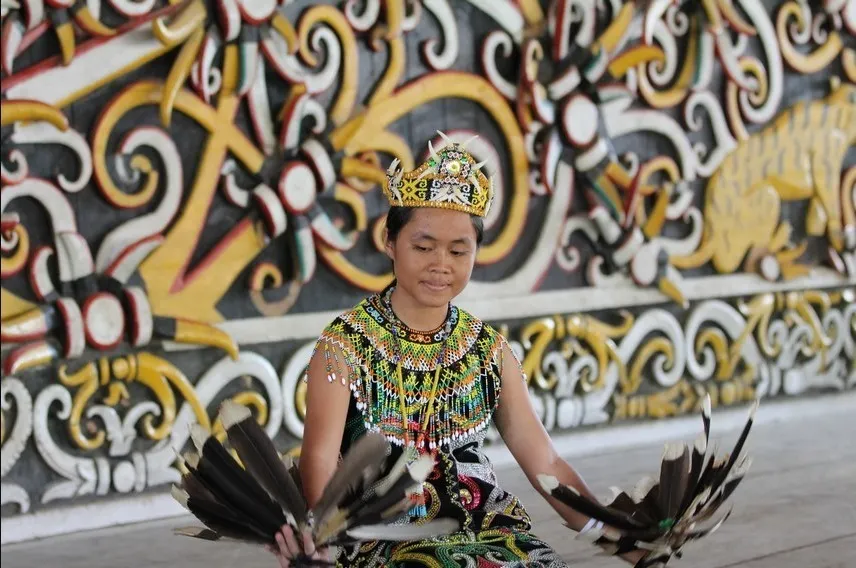 Gantar Dance: A Symbolic Traditional Art from East Kalimantan - Hello ...